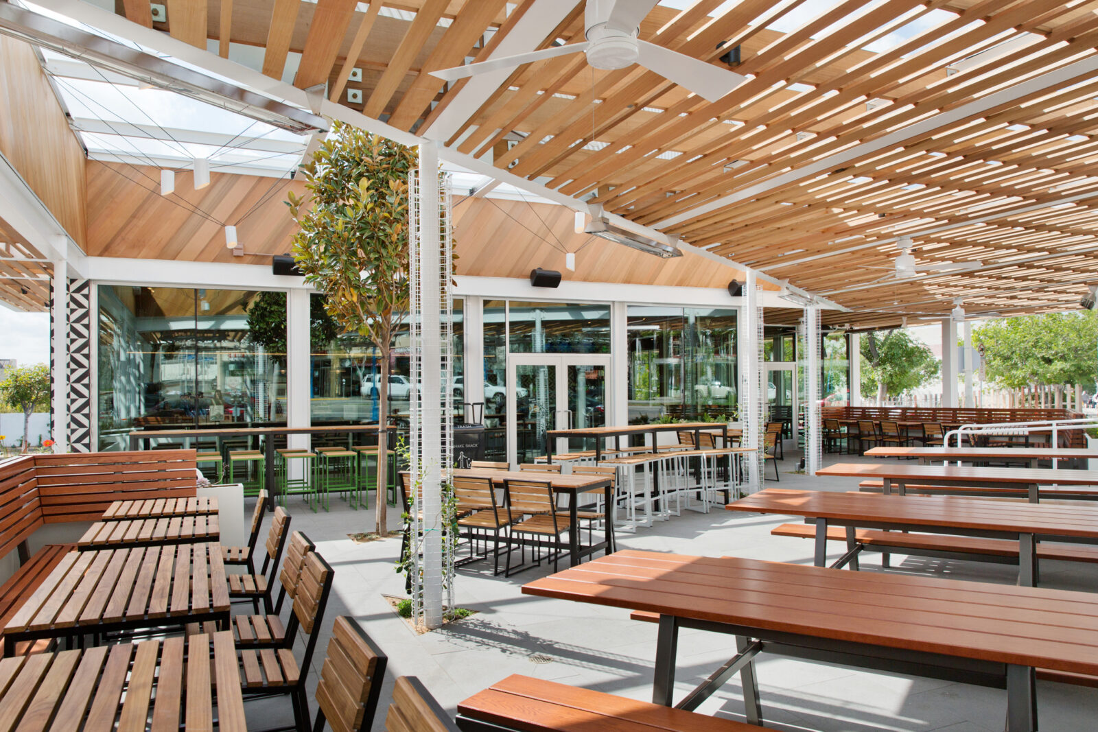 Shake Shack West Hollywood | Michael Hsu Office of Architecture
